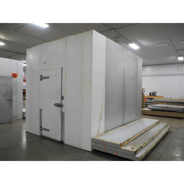 Hussmann Walk-in Cooler (120 Sq. Ft.) | Barr Commercial Refrigeration