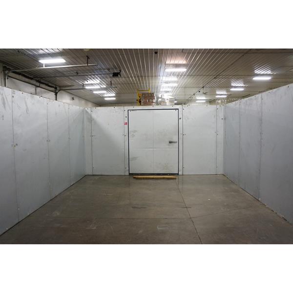 14'6" x 28'10" x 7'2"H Master-Bilt Walk-in Cooler or Freezer (418 Sq ...