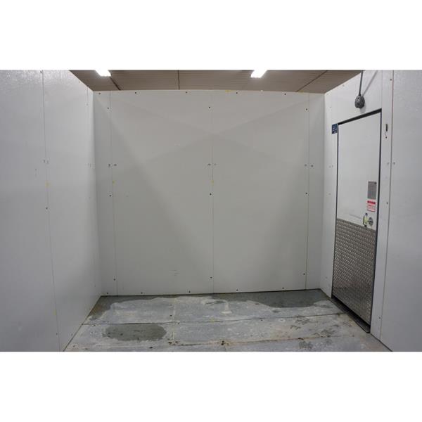 9'8" x 15'5" x 8'8"H WA Brown Walk-in Freezer with Floor (149 Sq. Ft ...