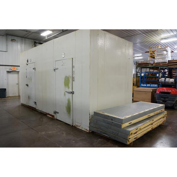 7'9" x 17'4" x 9'6"H Hussmann Combo Cooler/Freezer (134 Sq. Ft.) | Barr ...