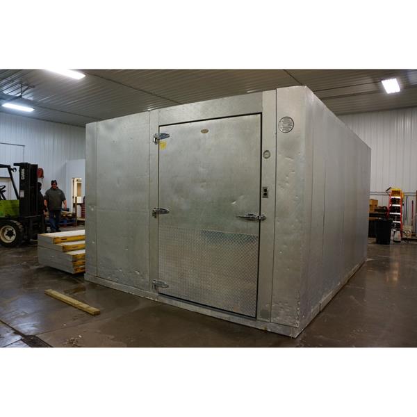 11'7" x 16'4" x 8'8"H WA Brown Walk-in Freezer with Floor (189 Sq. Ft ...