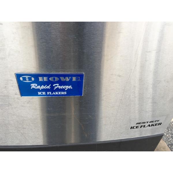 Howe 2000-RLE Flake Ice Machine with Bin (#209) (1 Ton) | Barr ...