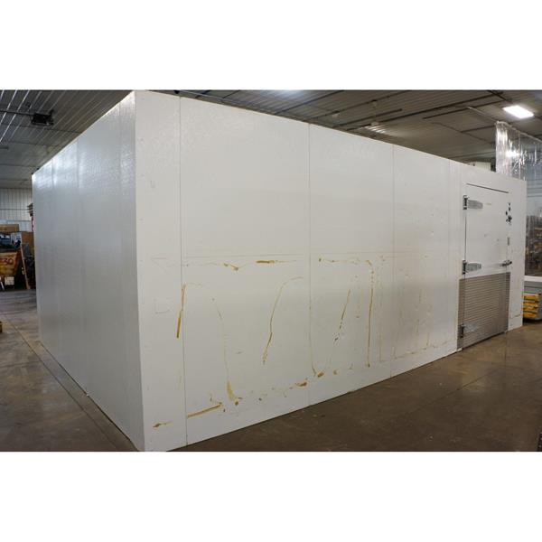 13'6" x 21'1" x 8'2"H Hussmann Walk-in Cooler or Freezer (286 Sq. Ft ...