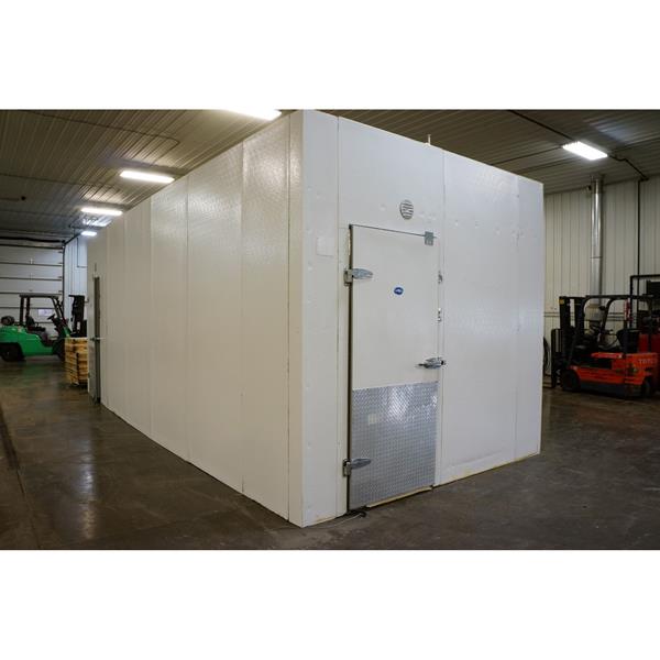 10'6" x 25'6" Walk-in cooler or freezer at a great price.