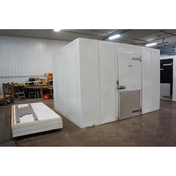 9' x 12' x 8'5"H Hussmann Walk-in Cooler (108 Sq. Ft.) | Barr ...