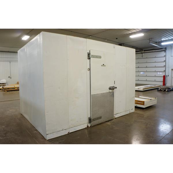 9' x 12' x 8'5"H Hussmann Walk-in Cooler (108 Sq. Ft.) | Barr ...