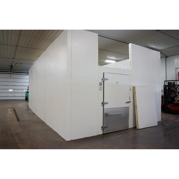 16'10" x 33'6" x 12'H Imperial-Brown Drive-in Cooler or Freezer (563 Sq ...