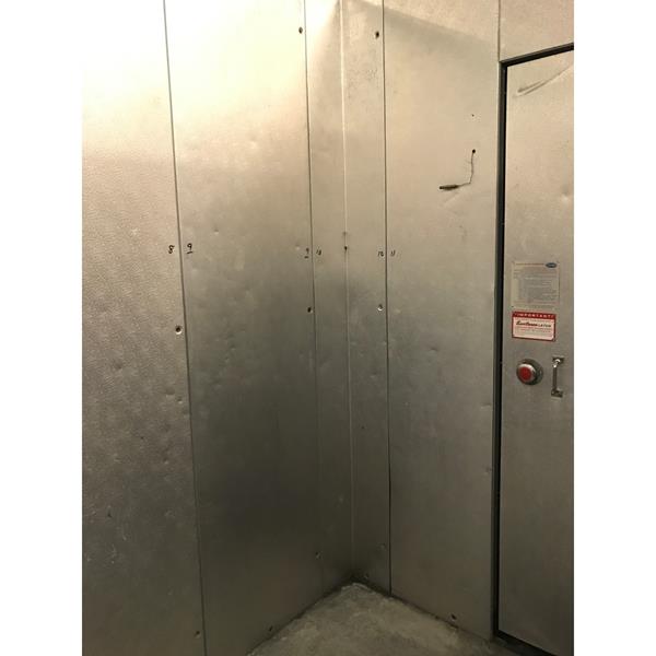 Used Walk In Freezer with refrigeration equipment