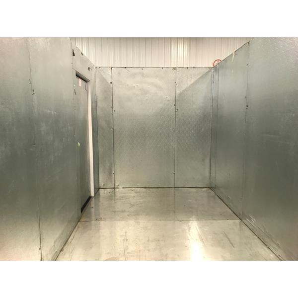 8'x15' Walk-in freezer with floor.