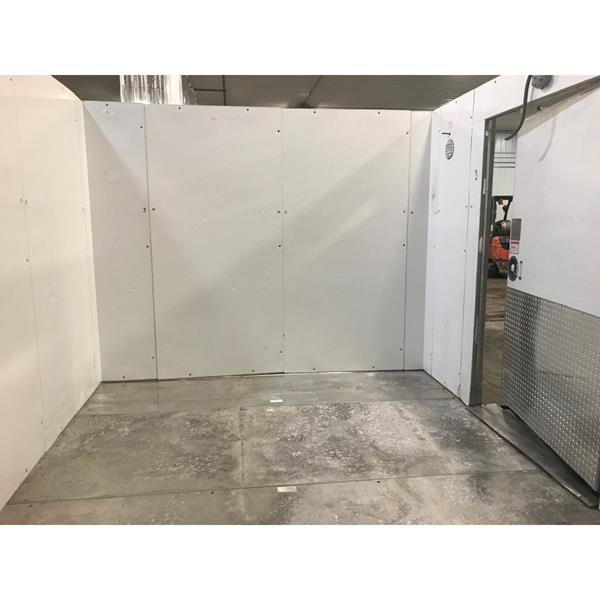10'7" x 17'4" x 8'8"H WA Brown Walk-in Freezer with Floor (183 Sq. Ft ...