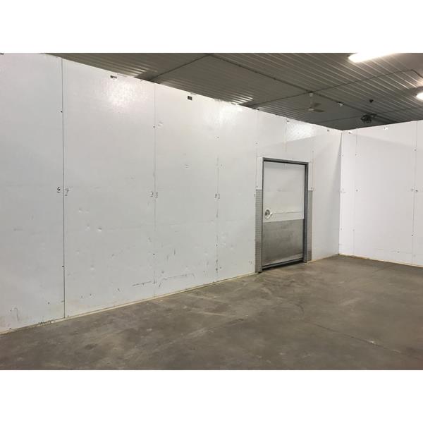 16'x30' Eliason walk-in cold box.