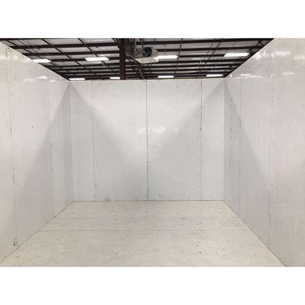10' x 15' Walk-in Cold Box with Floor.