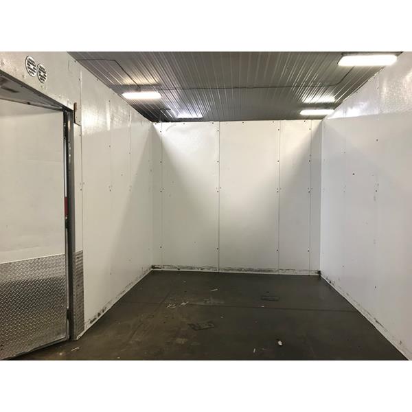 11'7" x 32'10" x 10'2"H Hussmann Walk-in Cooler or Freezer (380 Sq. Ft ...