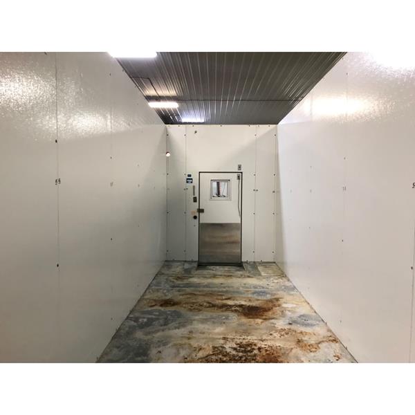 8'x26' Freezer Walk-in with Floor - Great deal!