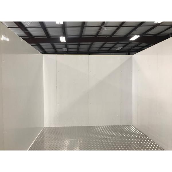 10x18 Freezer with Floor Package