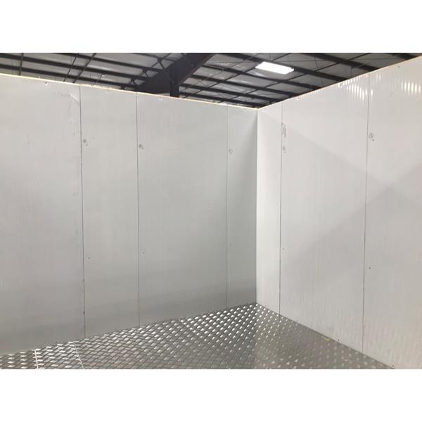 9'10" x 11'6" x 8'H(B-R)Walk-in Freezer with Floor (113 Sq. Ft.) | Barr ...