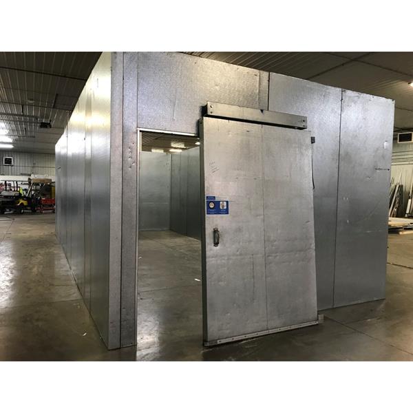 13'6" x 29'8" x 10'H Hill-Phoenix Walk-in Cooler or Freezer (400 Sq. Ft ...