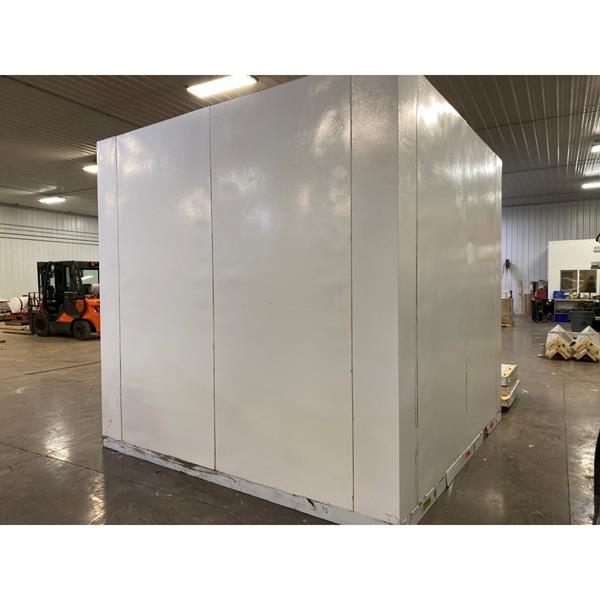 9'8" x 9'8" x 9'8"H WA Brown Walk-in Freezer with Floor (100 Sq. Ft ...