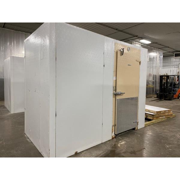 5'10" x 10'8" x 8'7"H KYSOR Walk-in Cooler with new refrigeration ...