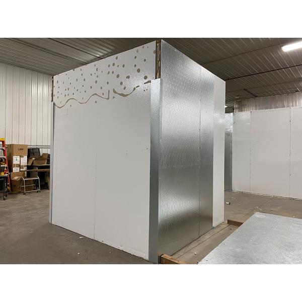 7'9" x 9' x 10'H KPS Walk-in Cooler with new outdoor condensing unit ...