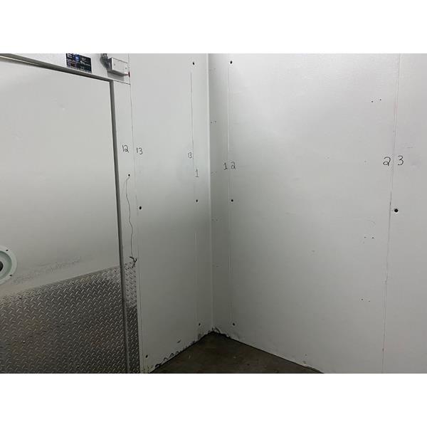 7'9" x 9'8" x 9'2"H Bally Walk-in Cooler with New Refrigeration System ...