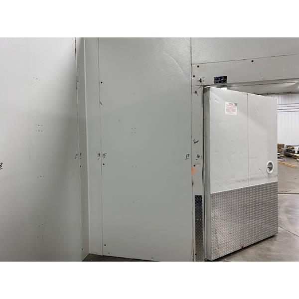 11'7" x 15'5" x 10'2"H Bally Walk-in Cooler (179 Sq. Ft.) | Barr ...