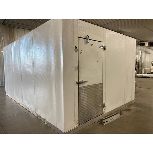 11'7" x 18'4" x 8'7"H Brown Walk-in Freezer with Floor (212 Sq. Ft ...