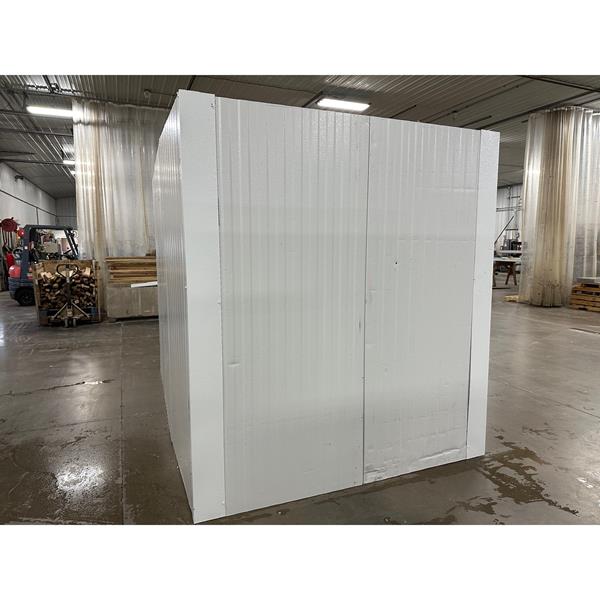 7' x 10'3" x 8'4"H Walk-in Cooler (72 Sq. Ft.) | Barr Commercial ...