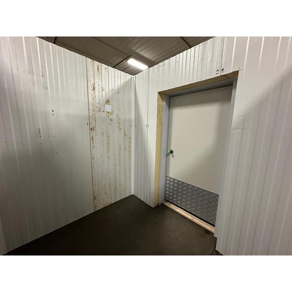 7'2" x 8'8" x 8'6"H Walk-in Cooler (62 Sq. Ft.) | Barr Commercial ...