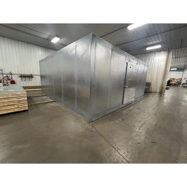 21' x 21' x 9'H CCI Walk-in Freezer with Floor (441 Sq. Ft.) | Barr ...