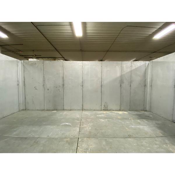 21'2" x 26' x 10'6"H Crown-Tonka Walk-in Freezer with Floor (550 Sq. Ft ...